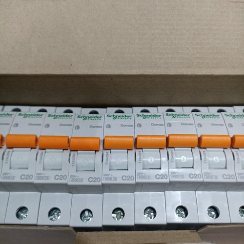 Jual MCB Schneider 1P 20A Domae Original - Kota Bandung - Mitra Jaya Elektric | Tokopedia