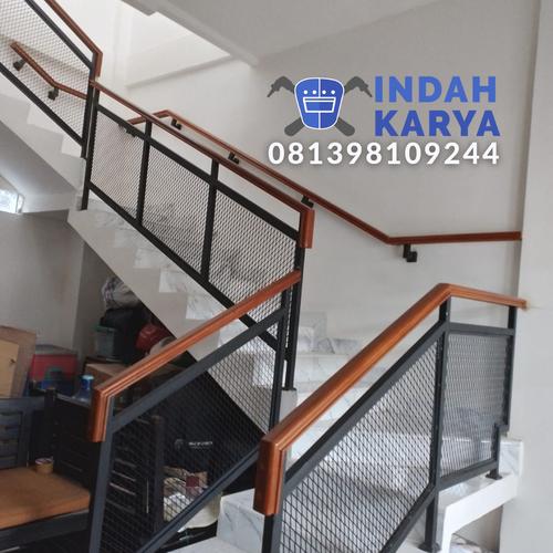 Jual railing tangga plat expanded handrail kayu / reling pegangan kayu ...