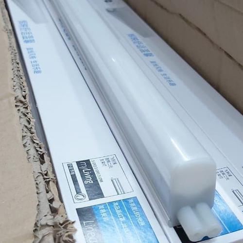 Jual Lampu TL T5 LED Philips Trunklinea 9watt / T5 Batten LED - White ...