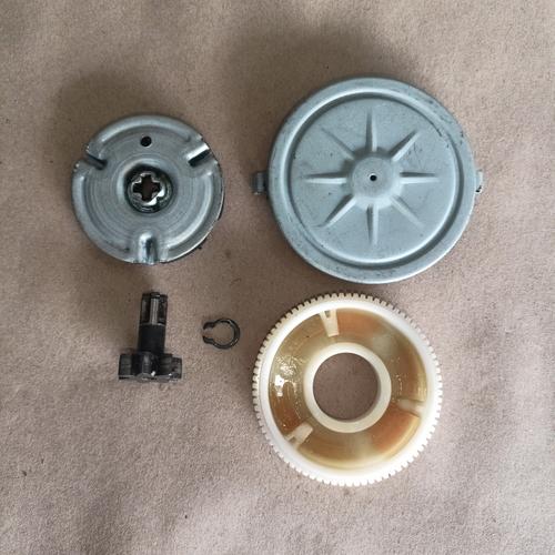 Jual Gigi Plastik dan Gigi Besi motor power window Toyota Rush Original ...