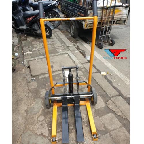 Jual Hand Forklift Trolli Mini 200 Kg / Hand Stacker Trolley 200 Kg ...