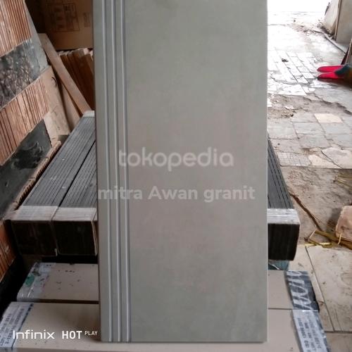 Jual granit 30x60 pijakan stepnosing tekstur matte/kesat - Kab. Bogor ...