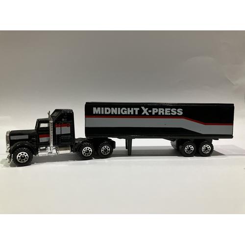 Jual Matchbox Truck Trailer Midnight X-Press - Kab. Tangerang ...