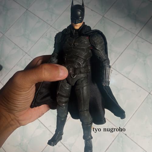 Jual Wired cape sayap berkawat mcfarlane the batman - Kota Surakarta ...