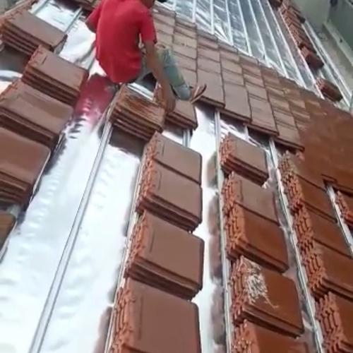 Jual bongkar atap lama ganti baja ringan dan genteng kanmuri flat ...