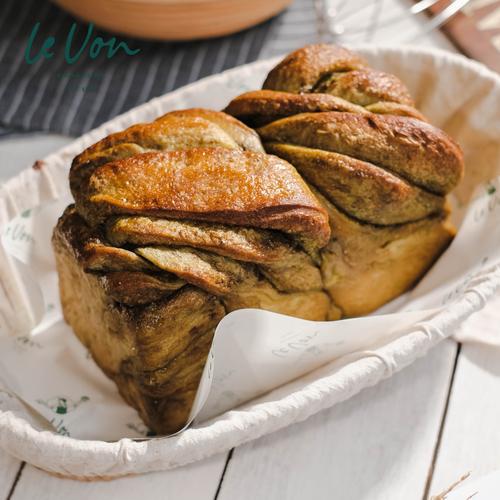 Jual Sourdough Levon Matcha Green Tea Babka - Kota Bandung - Le Von ...