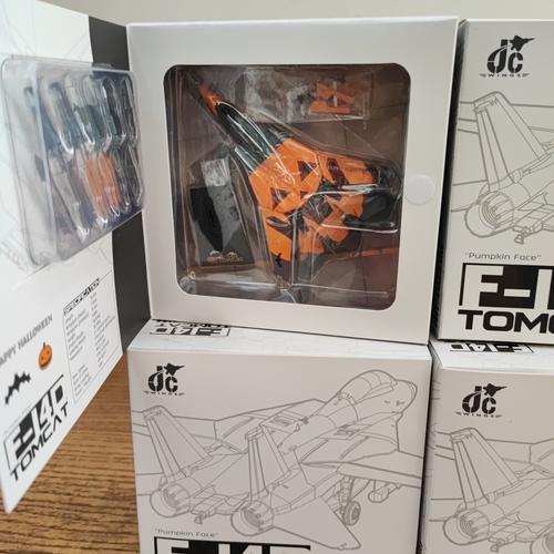 Jual Jc Wings 1/144 F-14D Tomcat "pumpkin face" - Kota Palembang ...