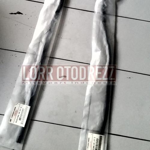 Jual Karet list kaca depan atas Pajero Sport Strada Triton Original ...