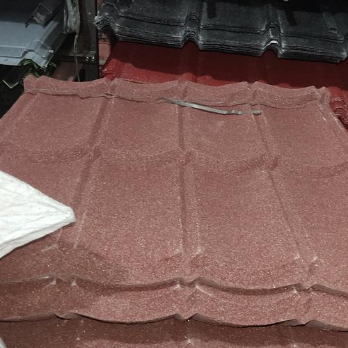 Jual Genteng metal pasir Platinum / Multiroof pasir - Merah - Kota ...