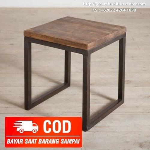 Jual Kursi Bar besi/kursi cafe bar besi kayu jati/bar stool - Hitam ...