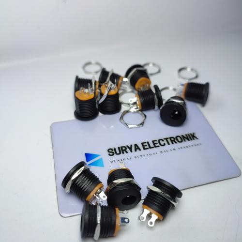 Jual Soket Socket Drat PVC DC female cewek Bulat jack power konektor ...