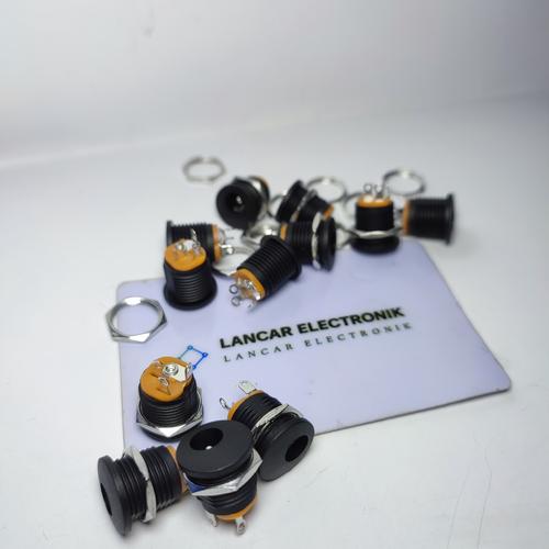 Jual Soket Socket Drat PVC DC female cewek Bulat jack power konektor ...