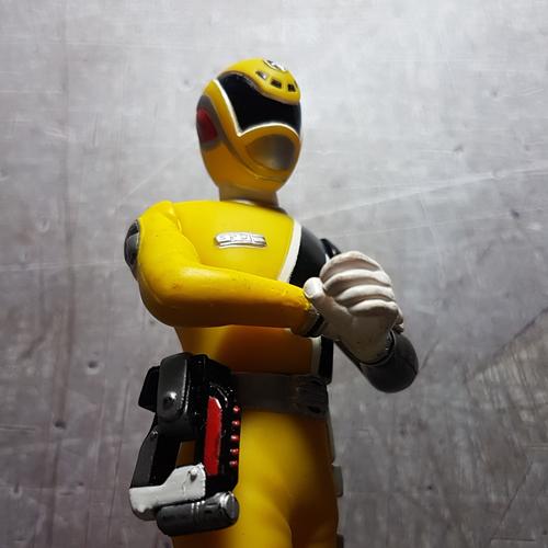 Jual Figure Vinyl Super Sentai Dekaranger Deka Yellow - Jakarta Utara ...