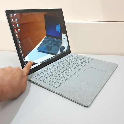 Jual Microsoft Surface Laptop Core i5 7th 13-Inch 2K Corning Gorilla ...
