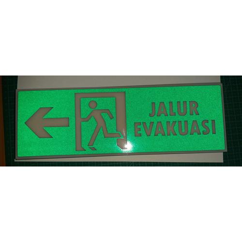 Jual Rambu Jalur Evakuasi / Evacuation Route / Sign Arah Cutting ...
