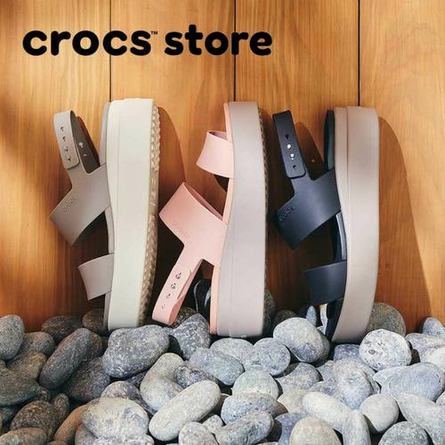 Jual SANDAL CROCS WANITA BROOKLYN LOW WEDGE / SEPATU SANDAL CEWEK ...