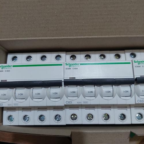 Jual MCB Schneider Acti9 iC60N 4 Phase 63 Amper mcb 4p 63A A9F74463 - Kota Bandung - JJ ...