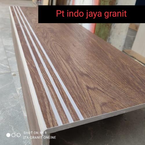 Jual gramit tangga motif kayu 30x80 30x90 custom ukuran keramik list ...