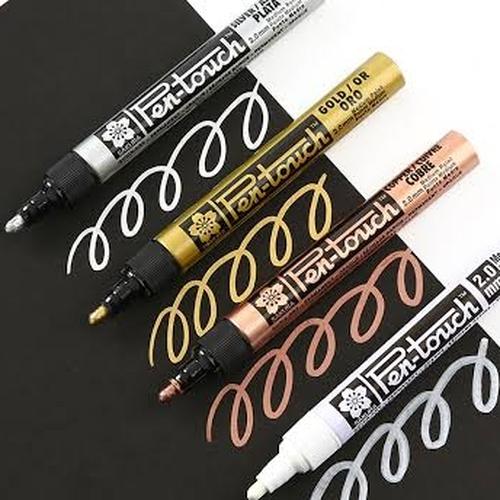 Jual Sakura Pen-Touch 2.0mm Permanent Paint Marker Medium Point - Kota ...