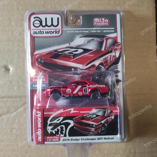Jual AUTO WORLD 1/64 2019 DODGE CHALLENGER SRT HELLCAT - MOPAR - Kota ...