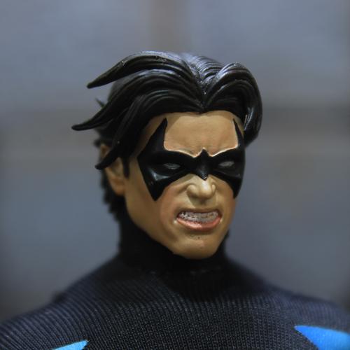 Jual 1/12 Custom DC Multiverse Nightwing Batman Hush Mezco Mafex HS ...