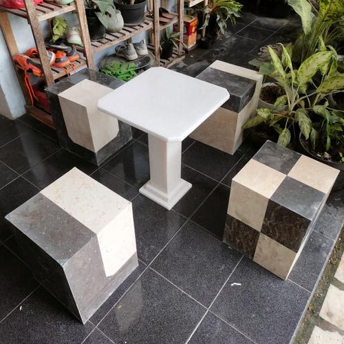 Jual Set meja teras dan 4 kursi kubus batu marmer hitam variasi putih ...