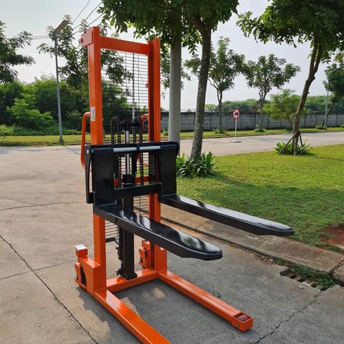 Jual hand lift 2TON DAN 1.5 TON sudah di lengkapi dengan BRAKE atau rem ...