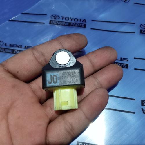 Jual ORI sensor Assy airbag Toyota Fortuner VRZ Hilux Revo Innova ...
