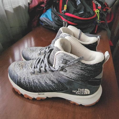 Jual Sepatu Hiking The North Face fastfoam vibram original asli ukuran ...
