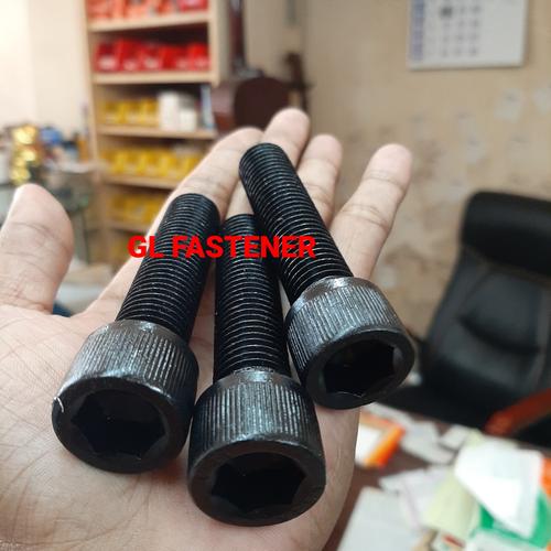 Jual Baut L Baja M16 x 90 Full Drat Socket Cap Screw Grade 12.9 BL P2.0 L14 - Jakarta Barat - GL ...