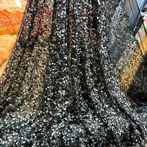 Jual Kain Tile Payet Sequin / Bahan Tulle Seribu Payet - Merah - Kab ...
