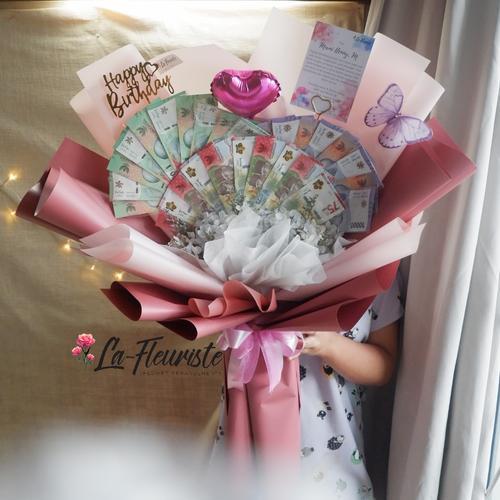 Promo Money Bouquet | Rangka Buket Uang | Buket Wisuda - 21-30 Lembar ...