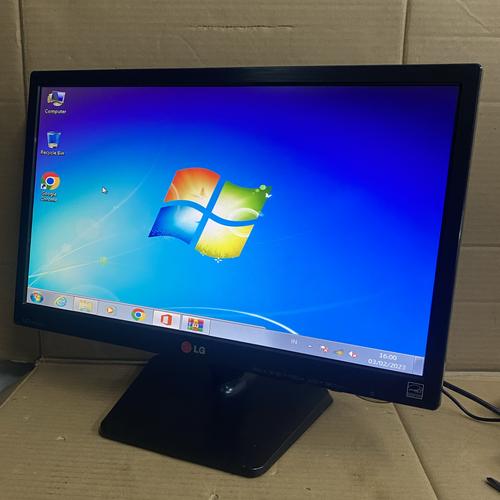 Jual MONITOR LG 19 INCH LIKE NEW - Kota Bekasi - FERDI COMPUTRR | Tokopedia