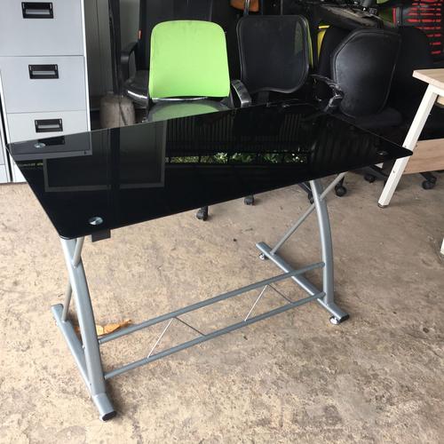 Jual meja kantor kaca informa hazel non keyboard - Kota Tangerang ...