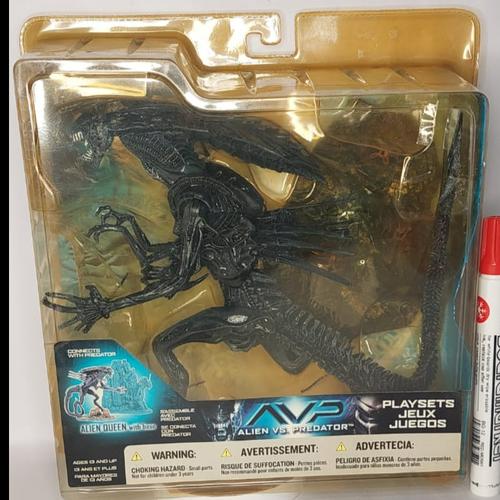 Jual mcfarlane alien queen figure set alien vs predator playset ...