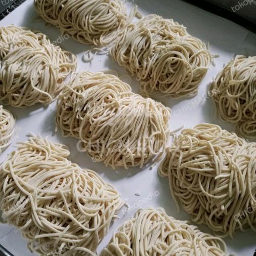 Jual Bakmi Mentah / Ramen / Fresh Noodle / Mie Mentah / Mi Basah 1 kg ...