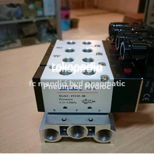 Jual SOLENOID VALVE AIRTAC 4V310-08 1 SET 4 UNIT VALVE DAN MANIFOLD 4 - Jakarta Barat ...