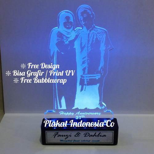 Jual Plakat Akrilik Lampu Led Custom|Souvenir Akrilik Wedding ...