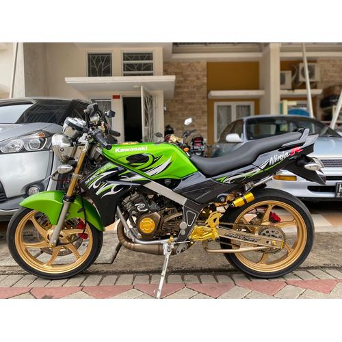 Jual Kawasaki ninja r atau ss tahun 2013 istimewa tinggal gas - Kab ...