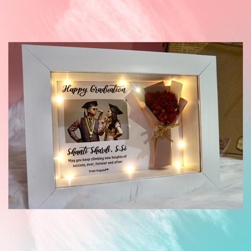 Jual Bucket Dried Flower In Frame Dengan Foto Hitam 3d Led Merah