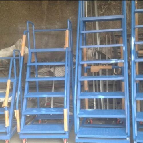 Jual tangga gudang industri/tangga dorong gudang pabrik/tangga besi ...