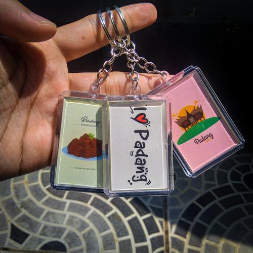 Jual Gantungan Kunci PADANG/ OLEH-OLEH KHAS KOTA PADANG/ Dua sisi ...