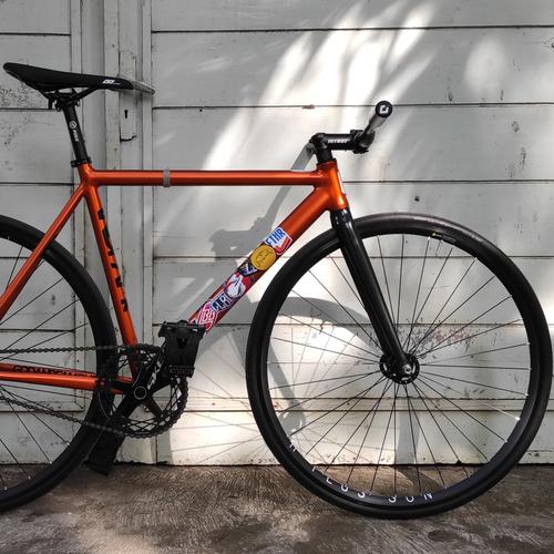 Jual fullbike tsunami snm100 repaint satin orange size M52 fixed gear ...