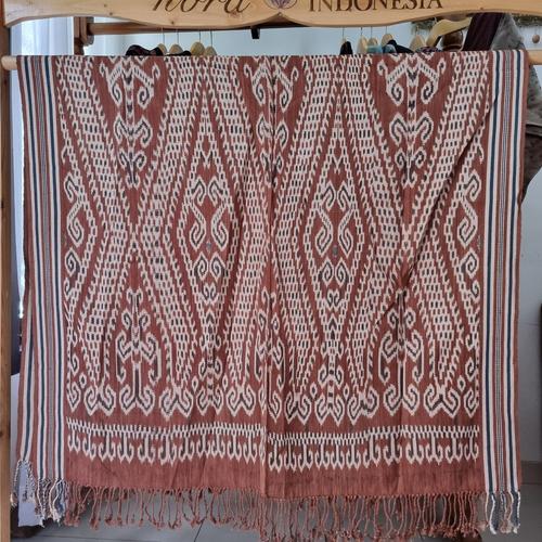 Jual kain tenun Dayak khas Kapuas Hulu Kalimantan Barat D01 - Kota ...