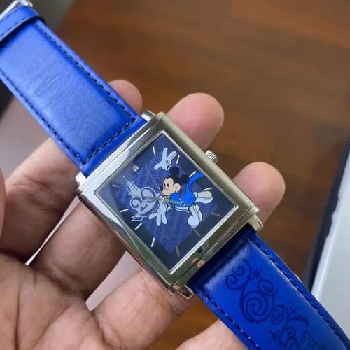 Jual Mickey Mouse Reverso Disney - Kota Malang - Avid86 second store ...