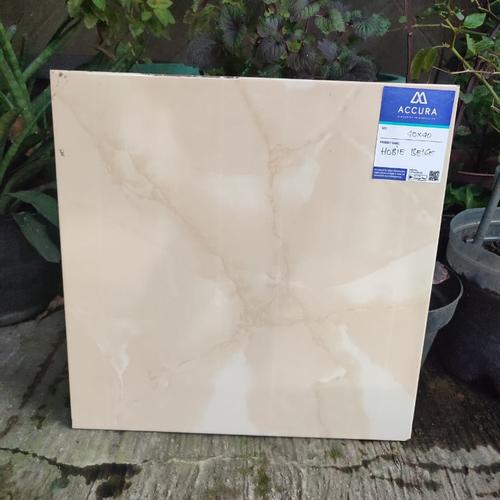 Jual Keramik lantai 40x40 Hobbie beige / kw-1 / glossy / Mulia accura ...
