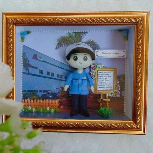 Jual Boneka Boneka Profesi Kemasan Frame - Jakarta Barat - evelyn nadia ...