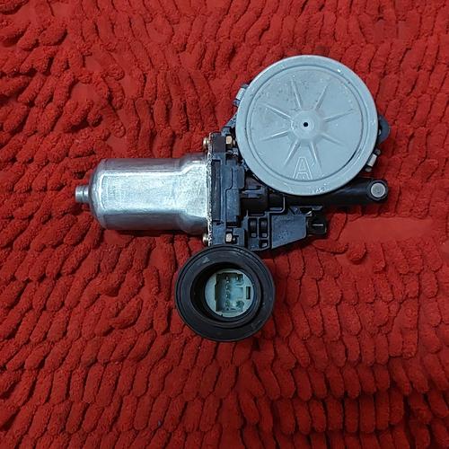 Jual Motor Power Window Toyota Innova Pintu Depan Kanan Original Denso ...
