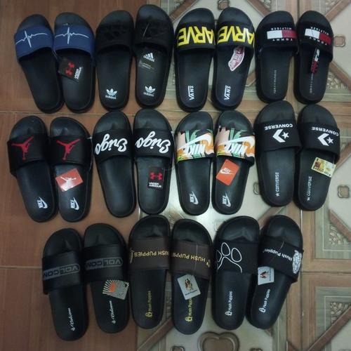 Jual Sandal Slip On macam - macam merek - Hitam Erigo, 43 - Kota Depok ...