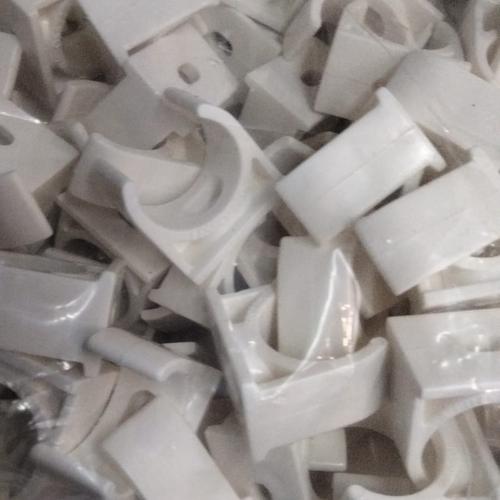 Jual Klem U lesso 20mm eceran / Clamp pipa paku tengah - Jakarta Pusat ...